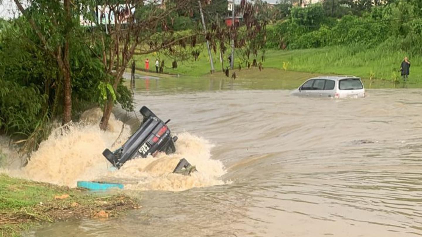 UPDATE: Flash Floods Sweep Away Vehicle In South Trinidad - Trinidad ...